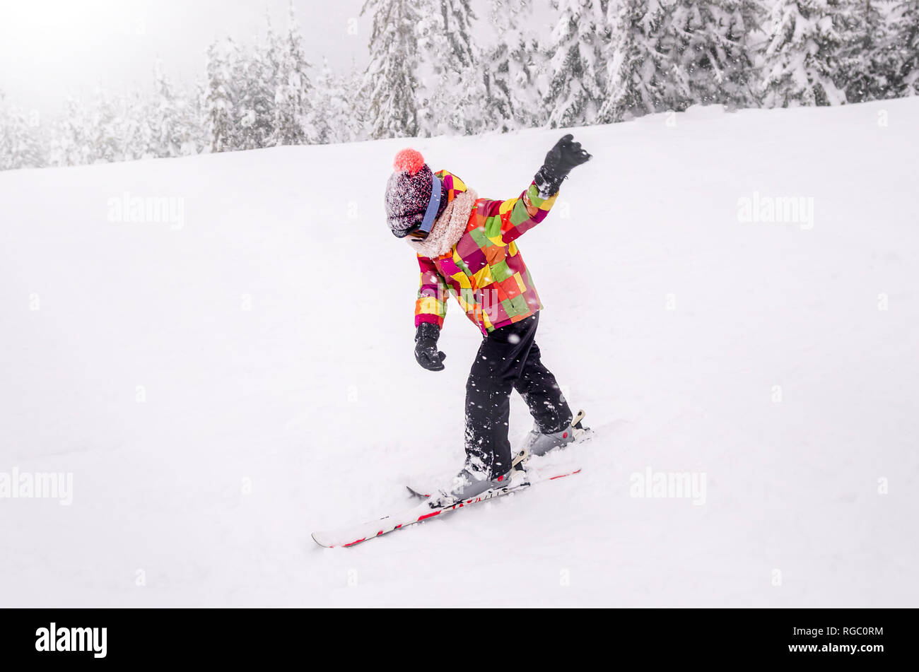 Child to a ski race hi-res stock photography and images - Alamy