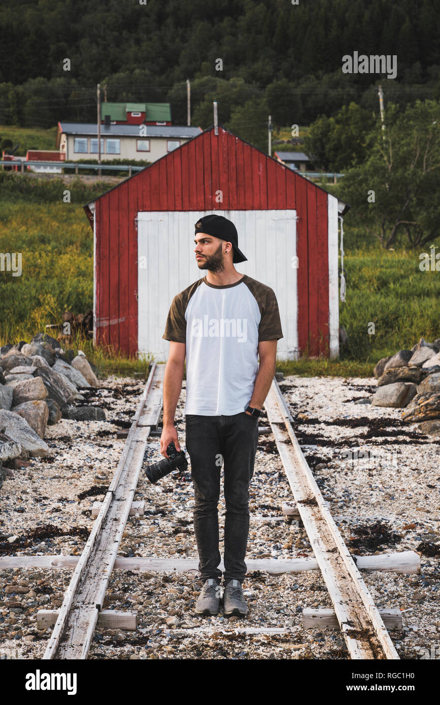 Barn with ramp hi-res stock photography and images - Alamy