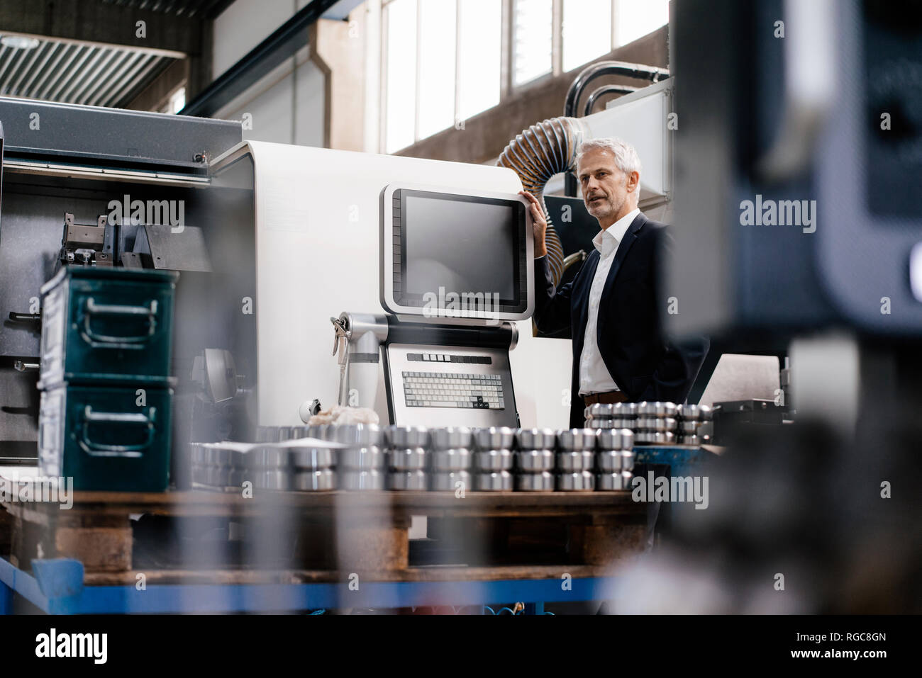 Man body parts hi-res stock photography and images - Alamy