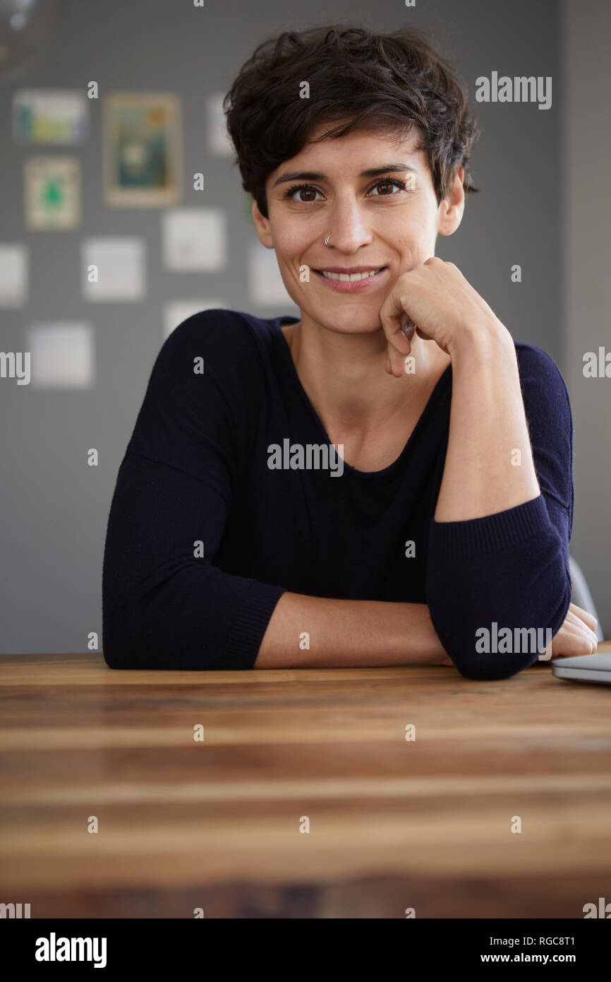 Home table hi-res stock photography and images - Alamy