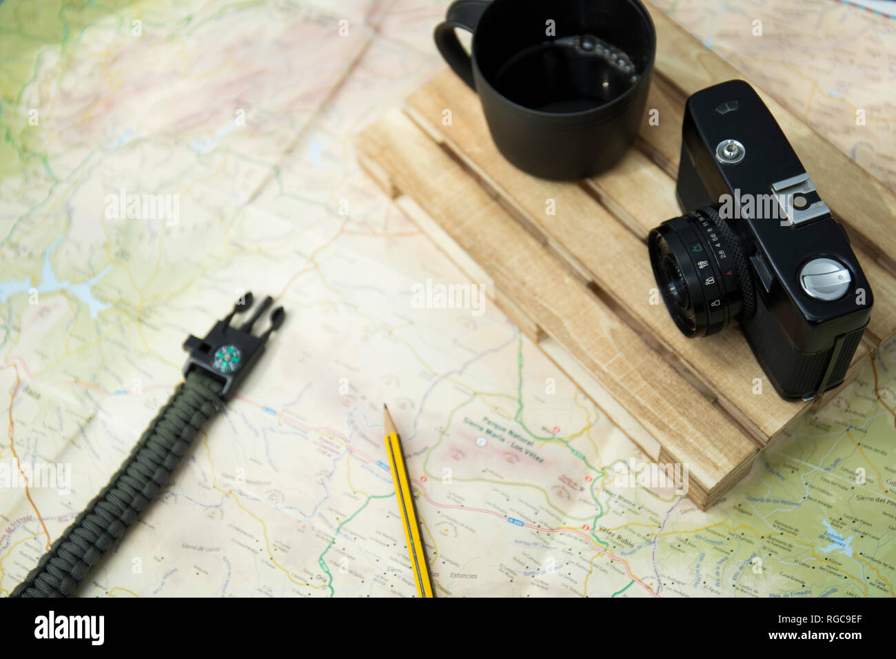 Map camera hi-res stock photography and images - Alamy