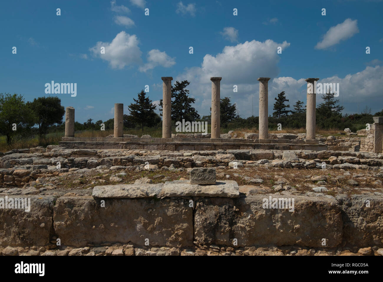 A line of columns at the ancient Roman ruin at Kourion, Cyprus Stock ...
