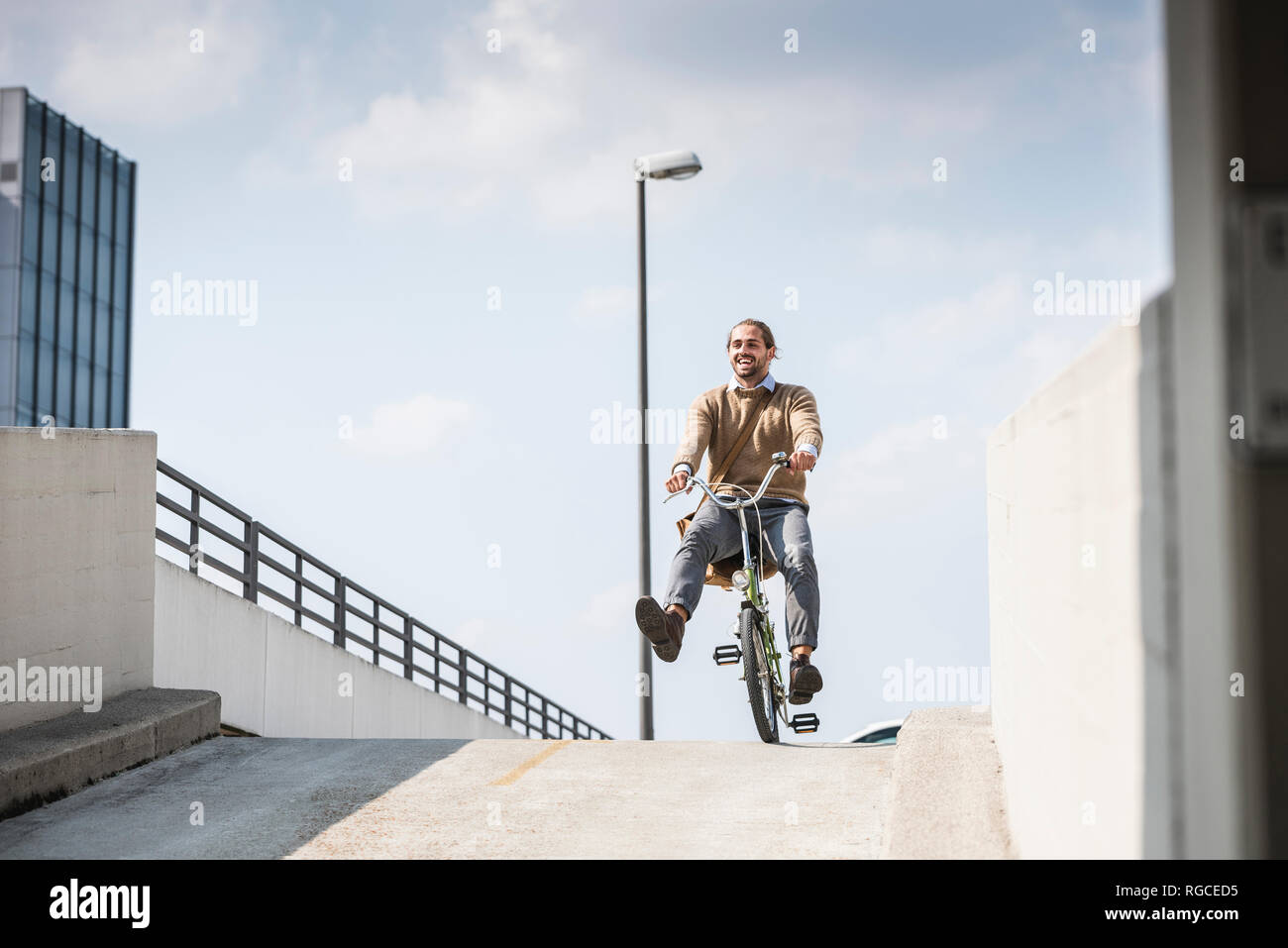 Down a ramp hi-res stock photography and images - Alamy