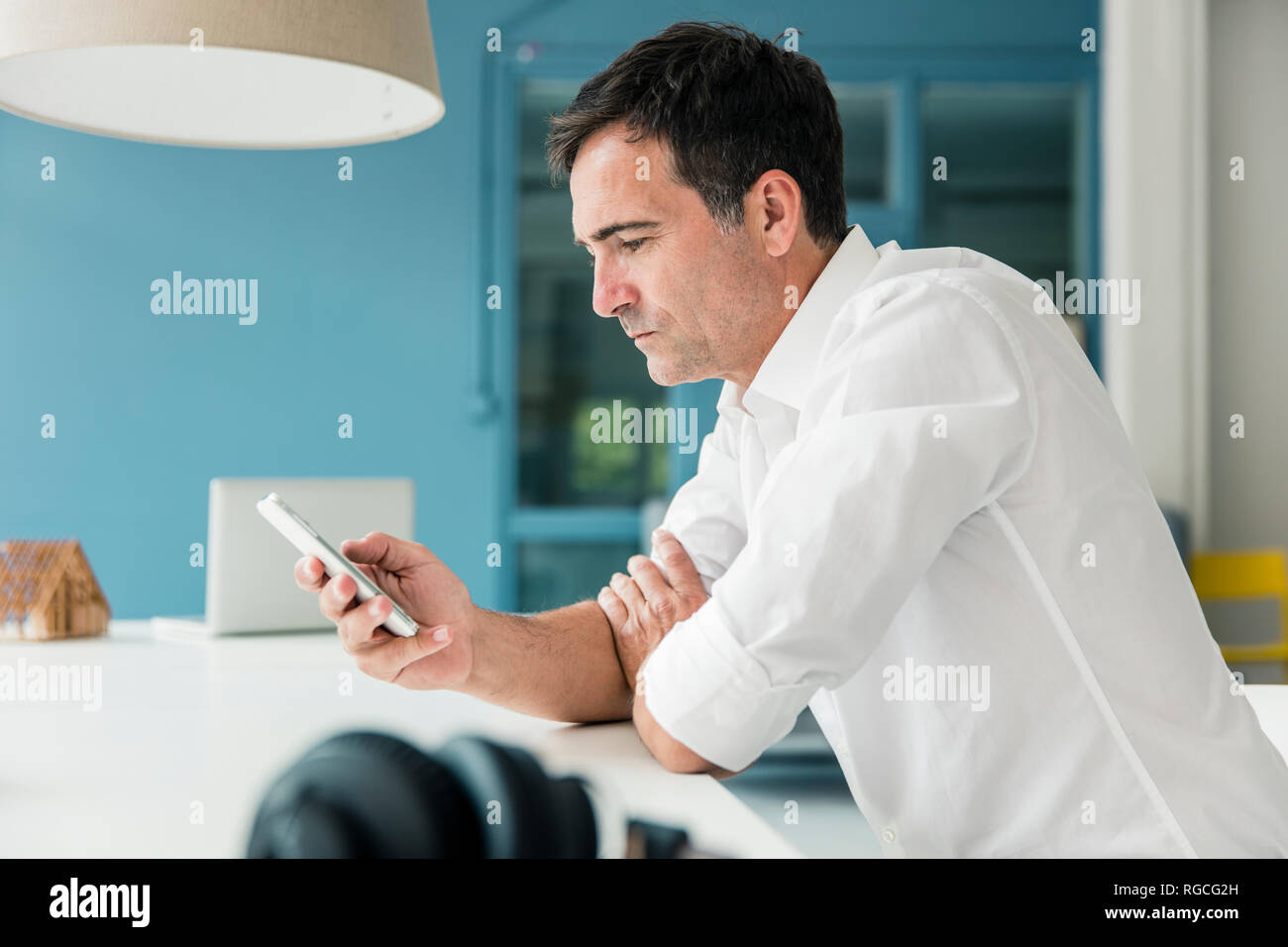 Serious phone hi-res stock photography and images - Alamy
