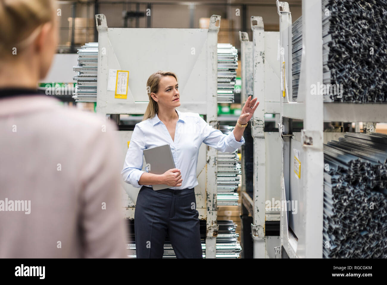 High rise warehouse hi-res stock photography and images - Alamy