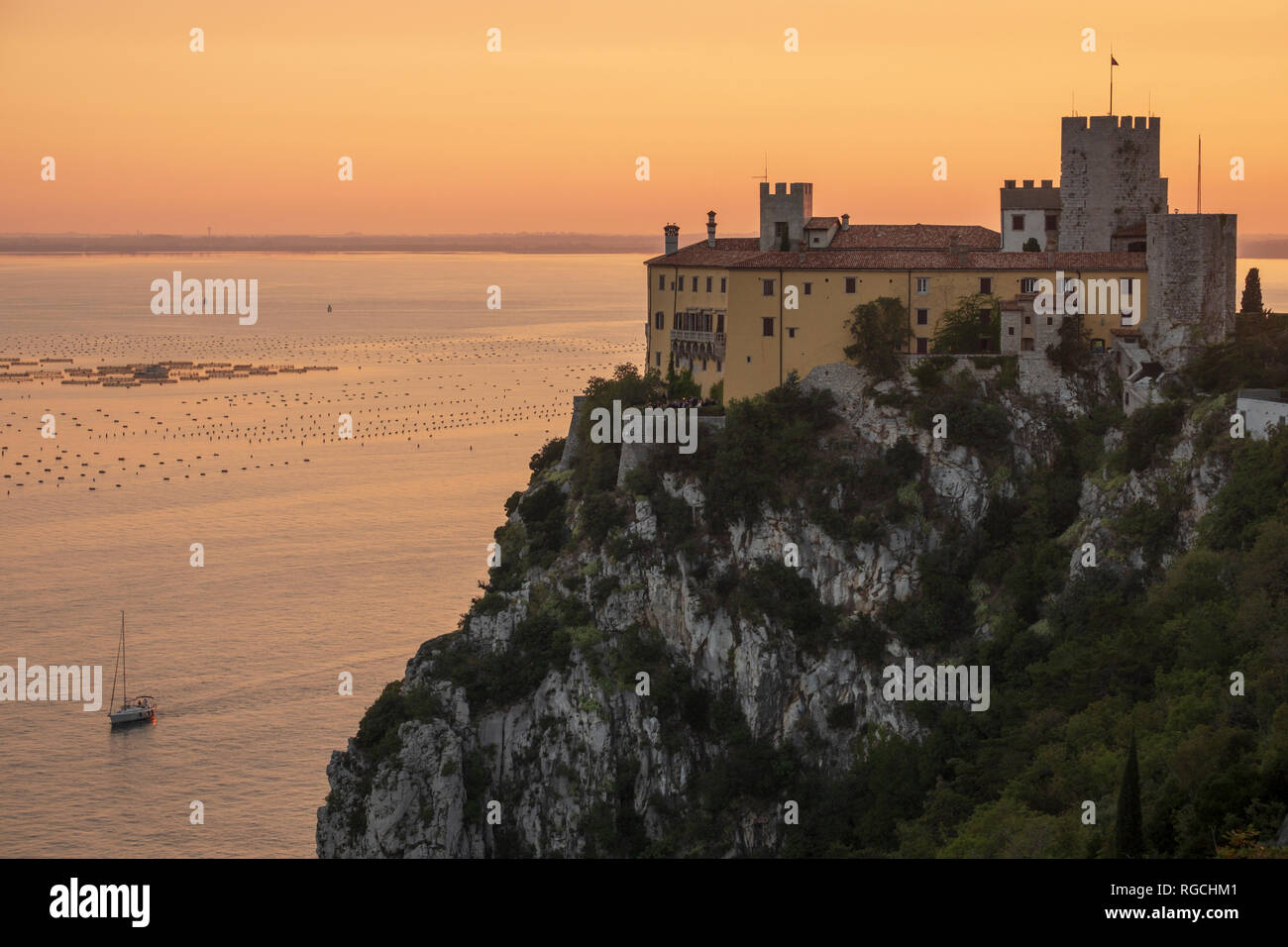 Castel duino hi-res stock photography and images - Alamy