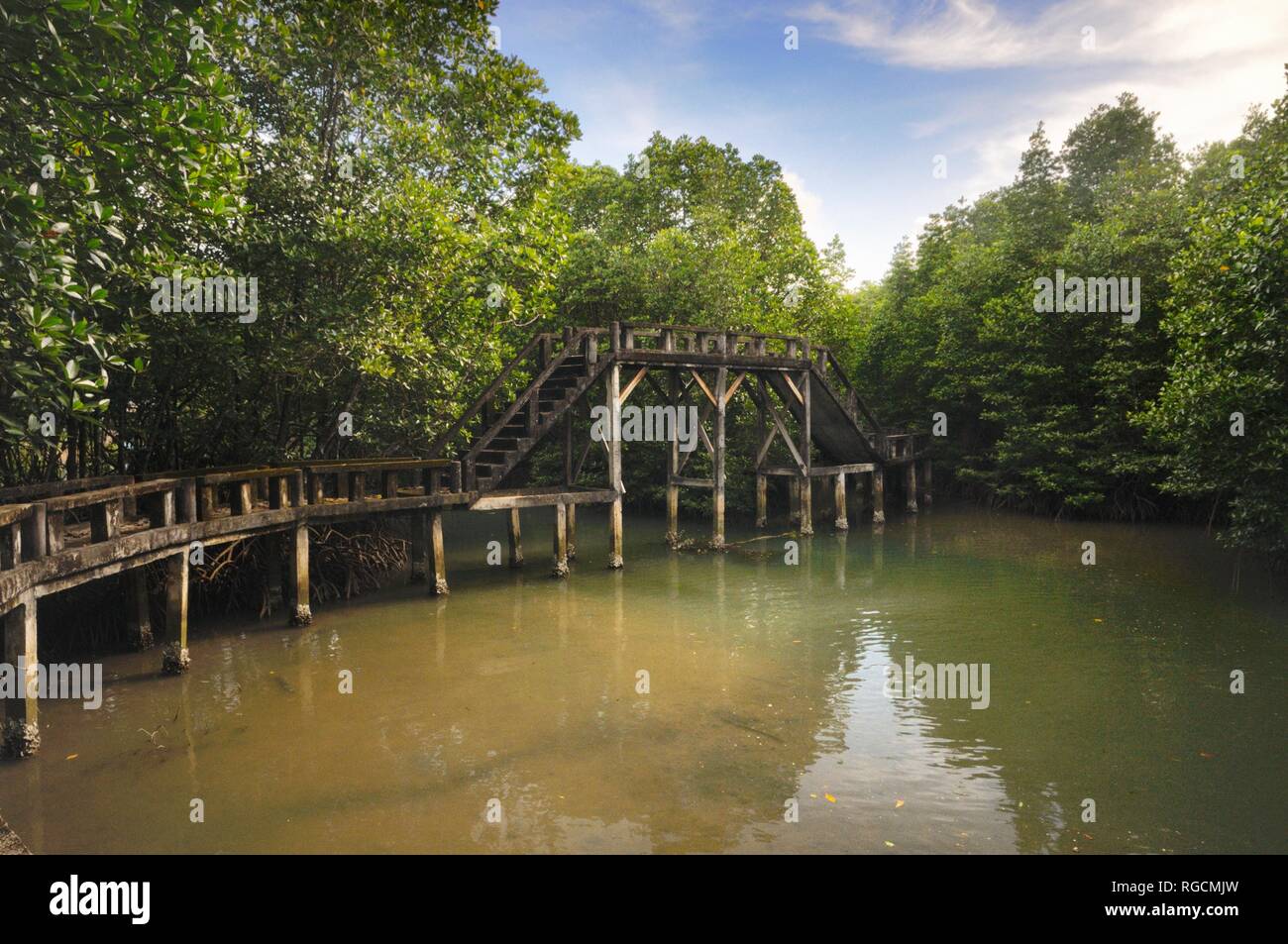 Thailand trat province koh chang hi-res stock photography and images ...