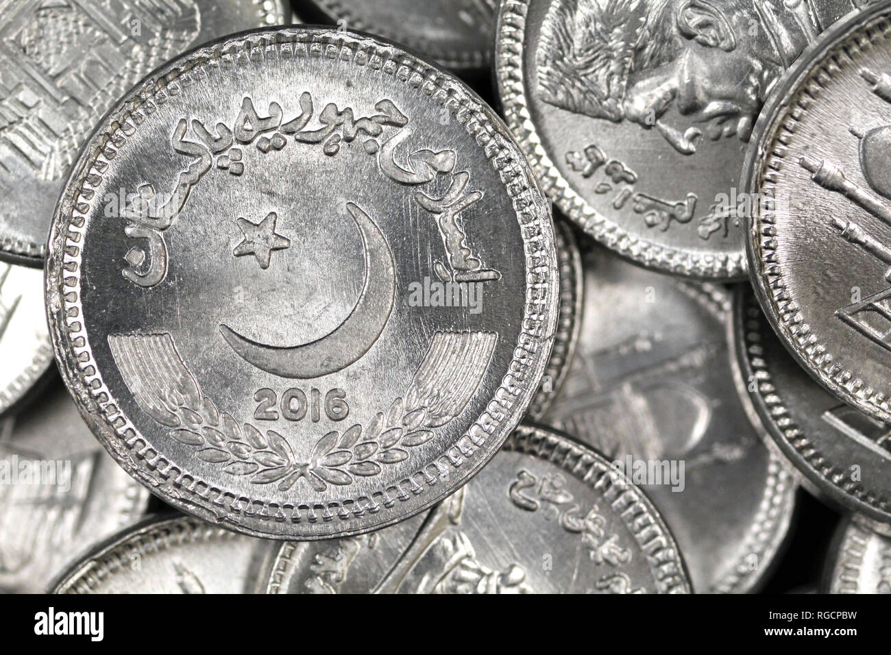 1 pakistani rupee hi-res stock photography and images - Alamy