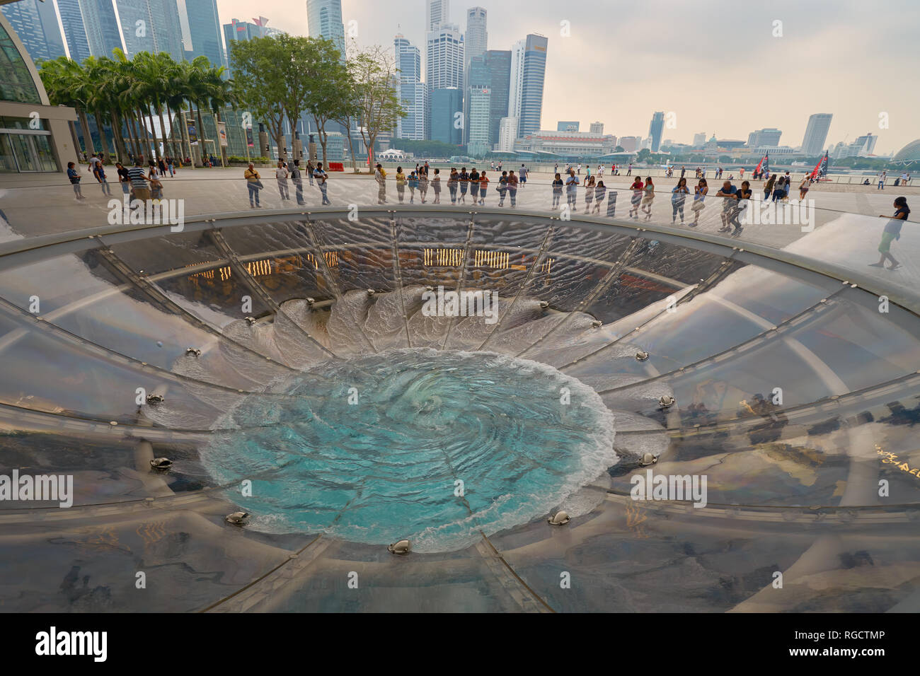 SINGAPORE - CIRCA NOVEMBER, 2015: water at Rain Oculus falling through ...