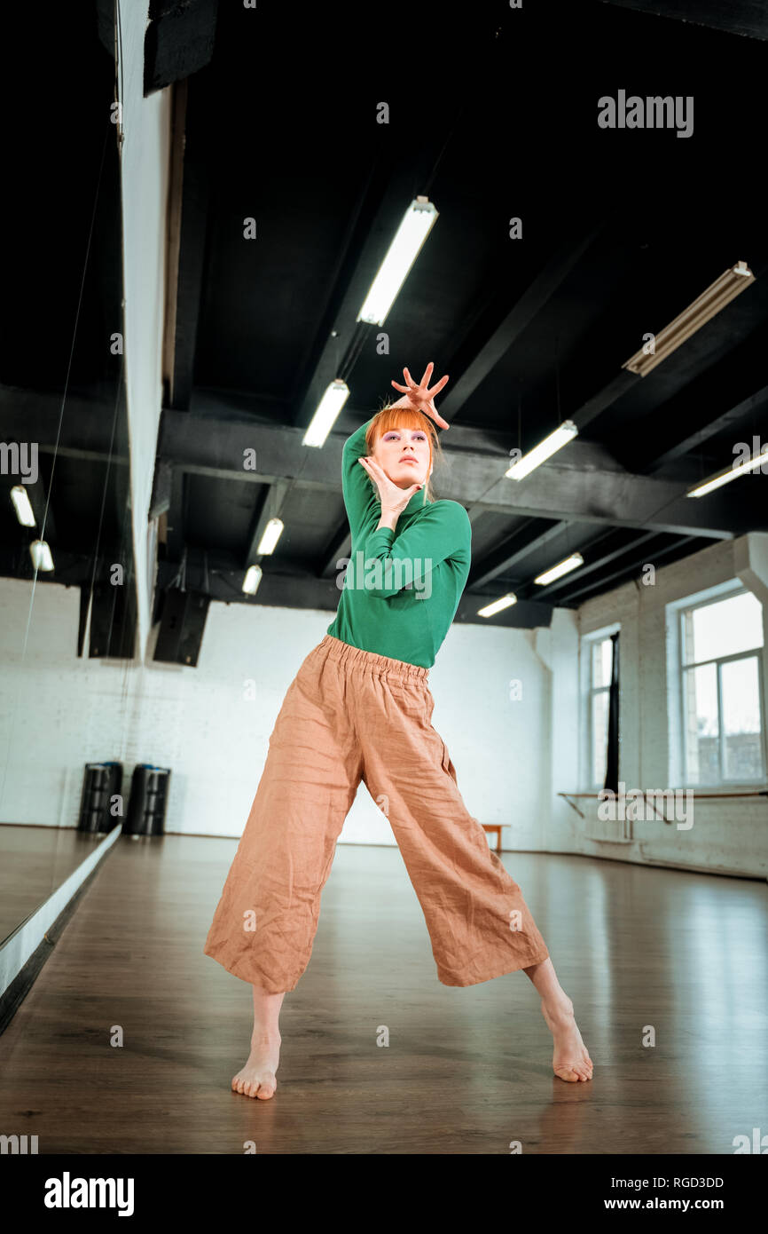 Red dance studio hi-res stock photography and images - Alamy