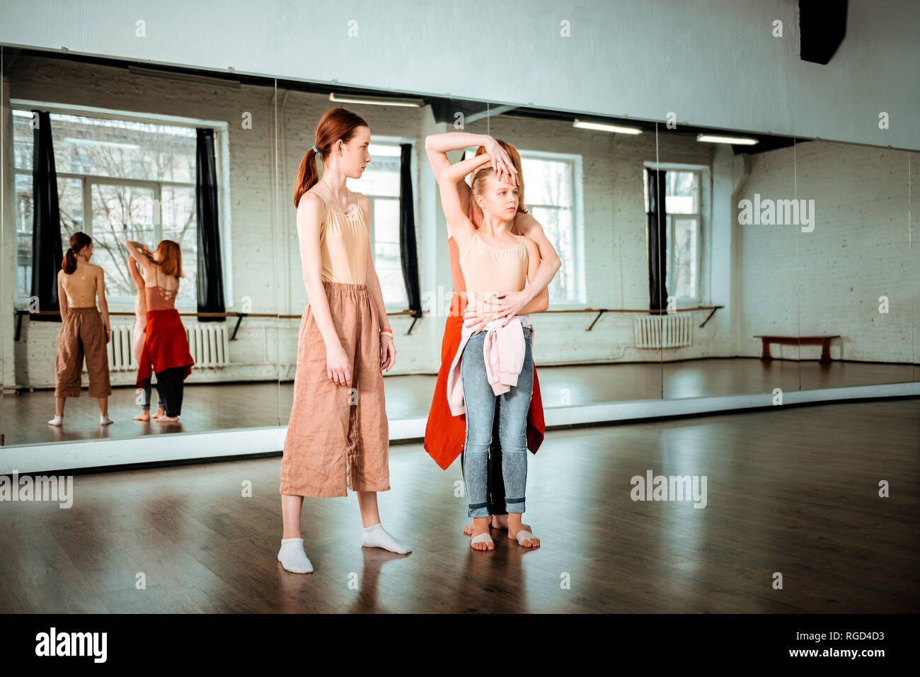 Tall teenagers hi-res stock photography and images - Alamy