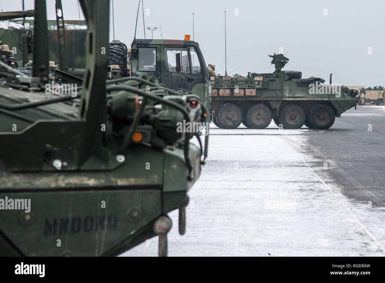 Soldiers assigned to First Squadron, Second Cavalry Regiment from ...