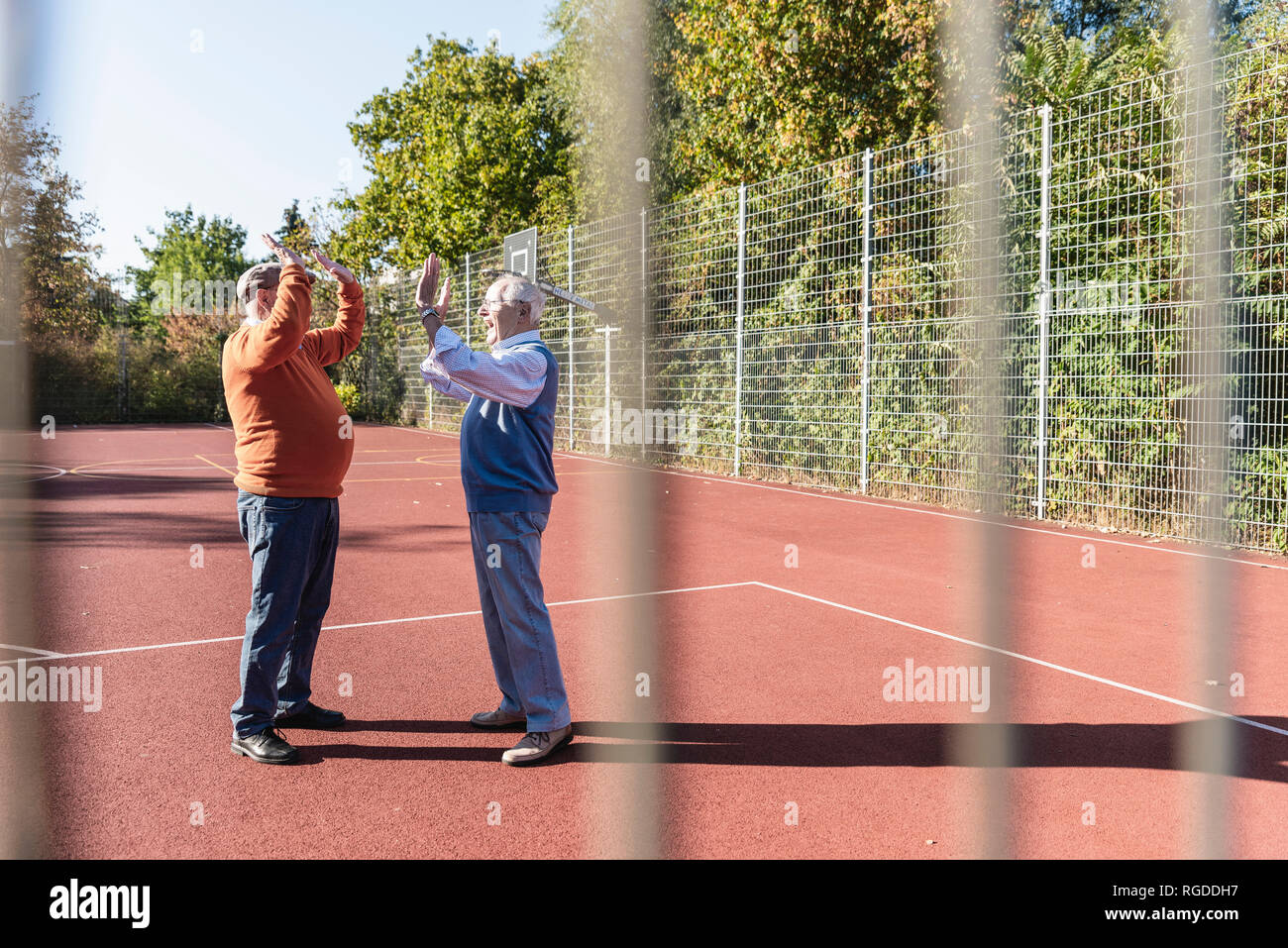 Fit older men hi-res stock photography and images - Alamy