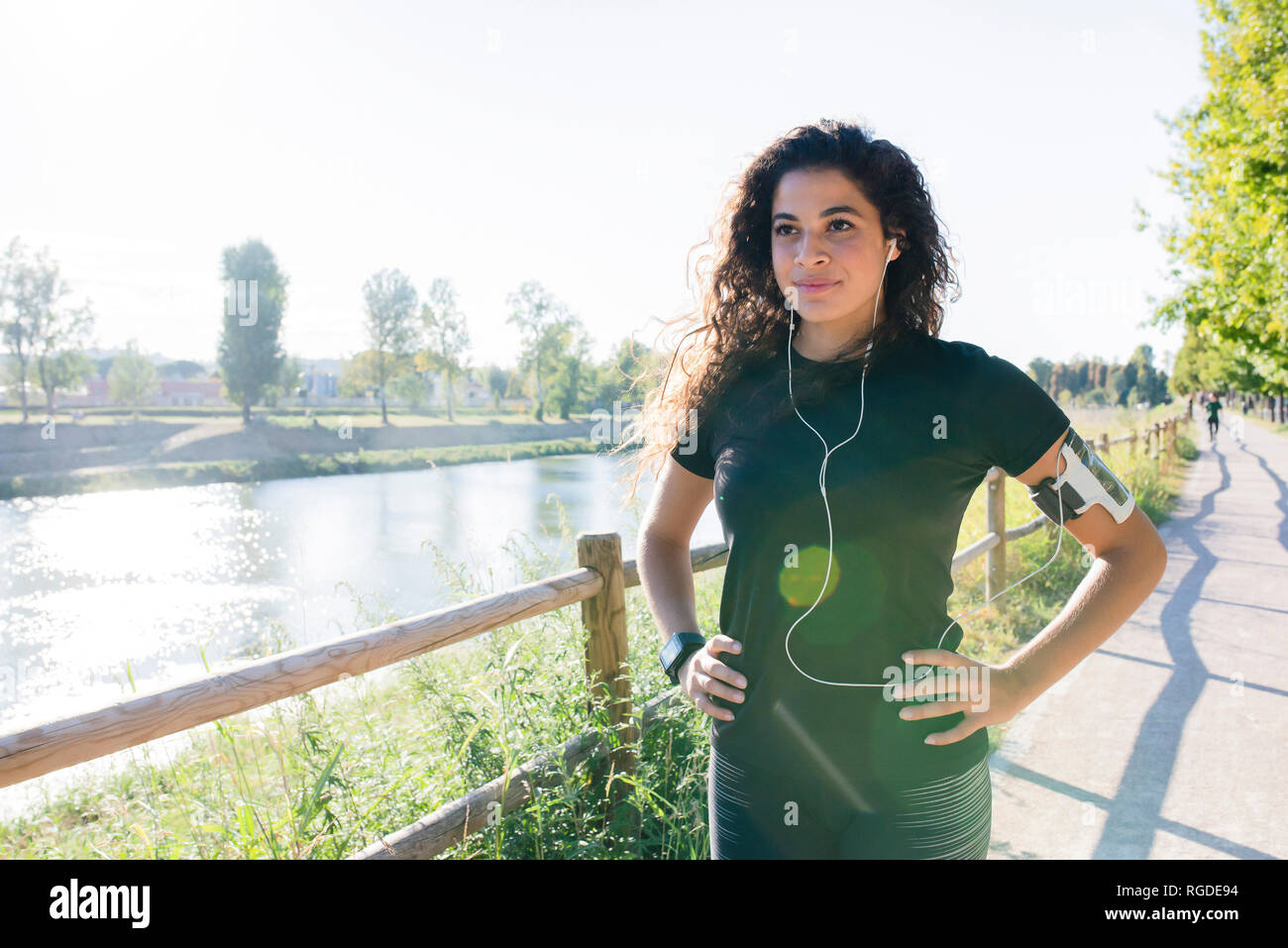 Young women having a good time hi-res stock photography and images - Alamy