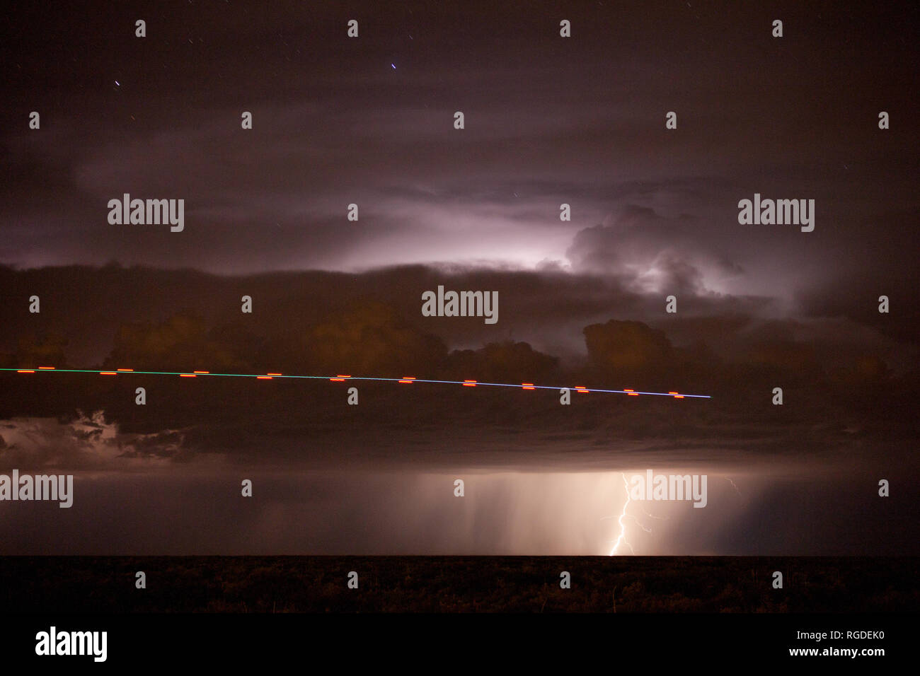 Mexico usa border night hi-res stock photography and images - Alamy