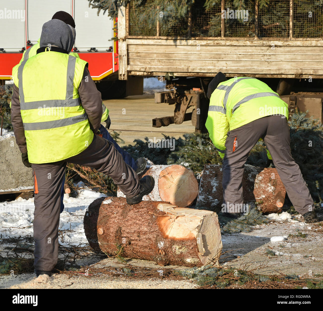 Work in winter hi-res stock photography and images - Alamy