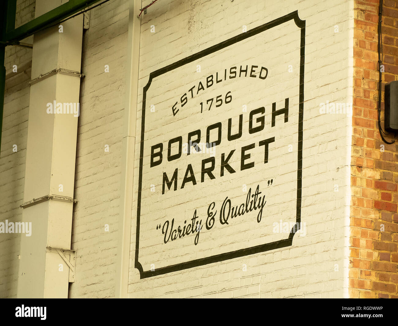 Borough market sign hi-res stock photography and images - Alamy
