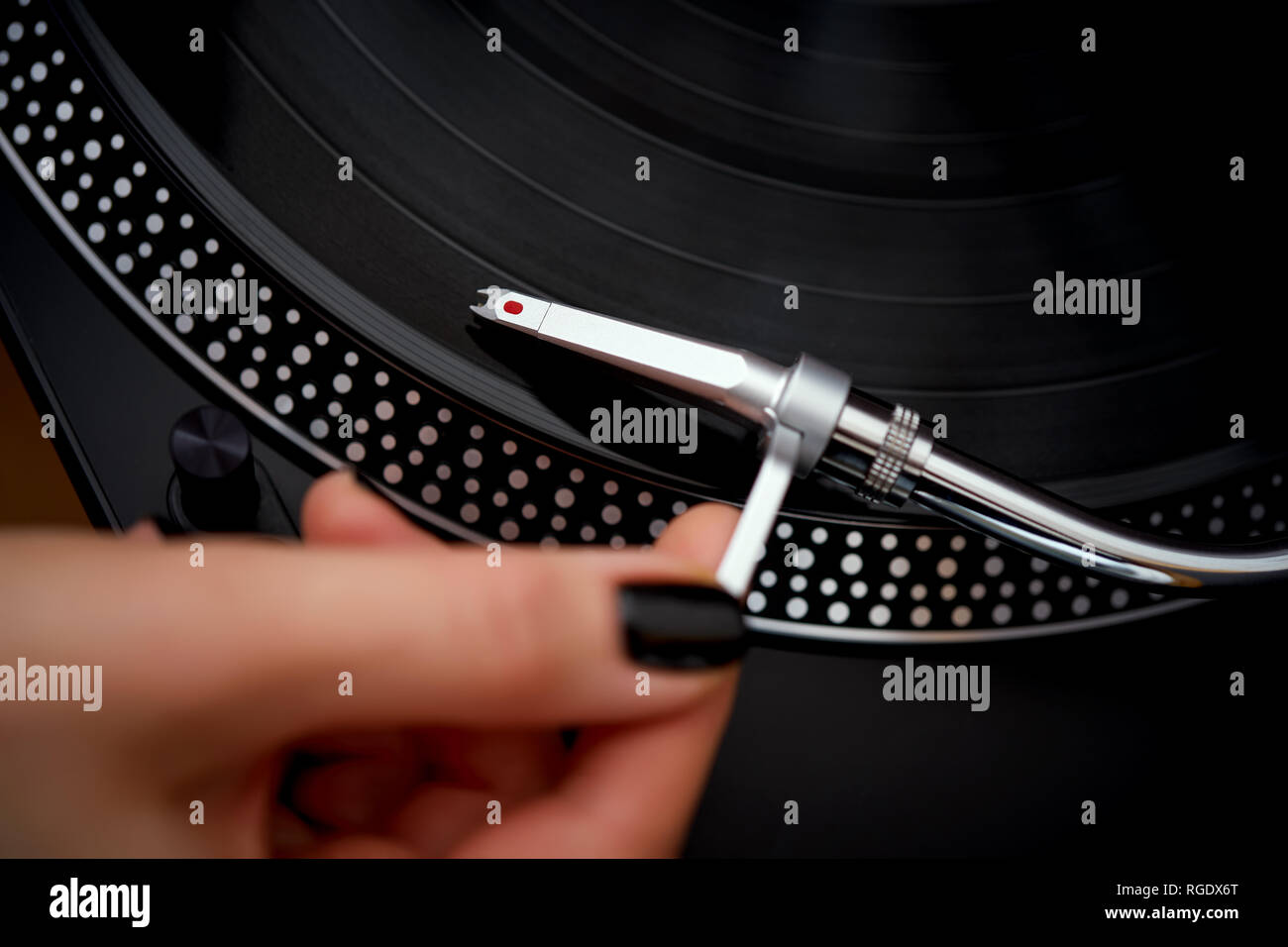 Home studio turntable hi-res stock photography and images - Alamy