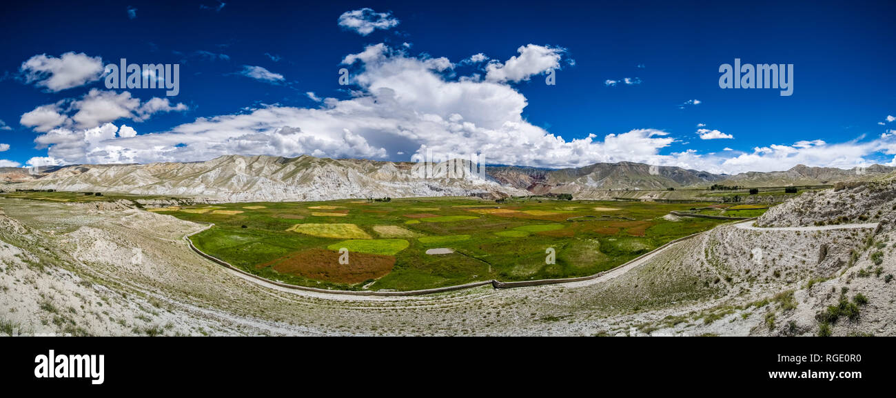 Rural scene mustang nepal hi-res stock photography and images - Alamy
