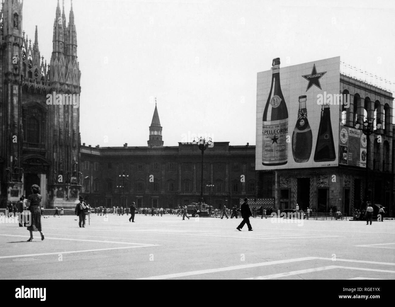 sanpellegrino billboard, milan, lombardy, italy 1951 Stock Photo - Alamy