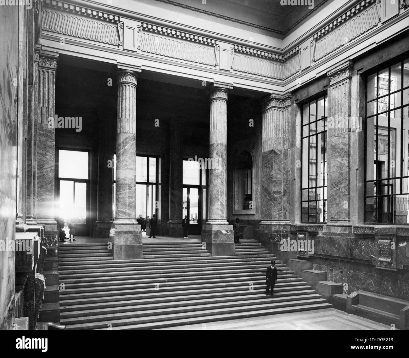 Flight station Black and White Stock Photos & Images - Alamy