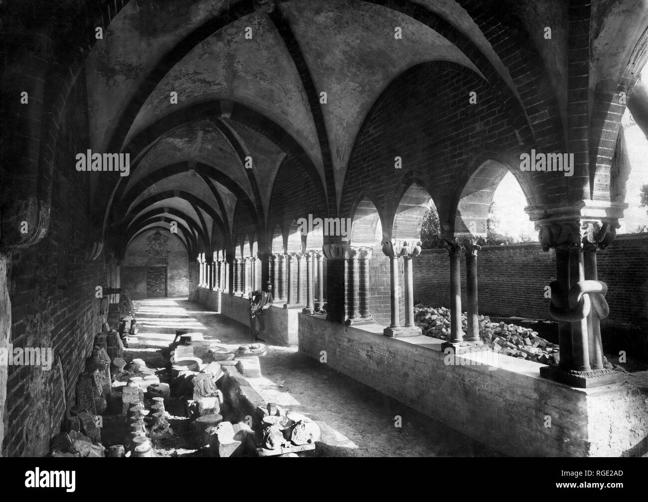 Chiaravalle Black and White Stock Photos & Images - Alamy