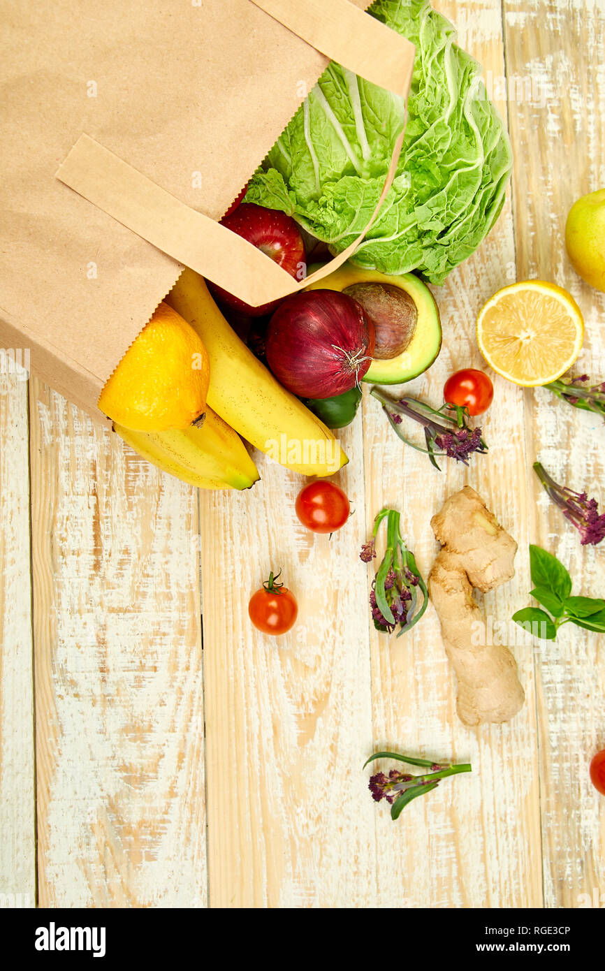 Ingredients list on food package hi-res stock photography and images ...