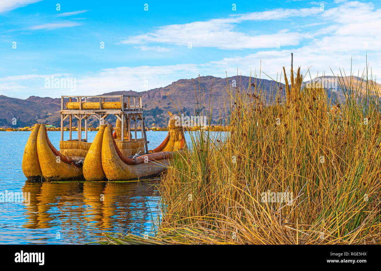 Lake titicaca peru reed boat hi-res stock photography and images - Alamy