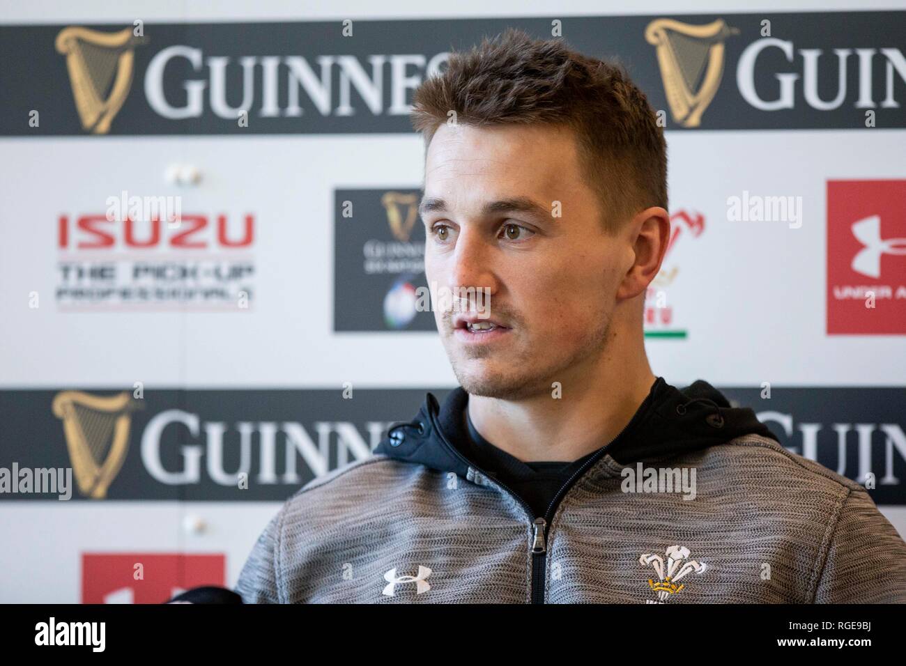 Wales rugby player hi-res stock photography and images - Alamy