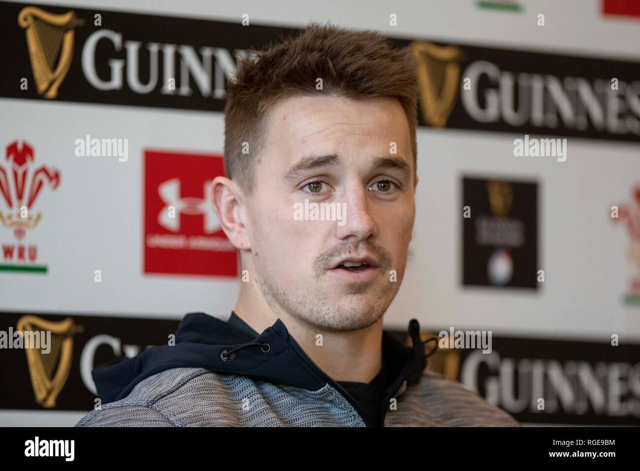 Six nations rugby player hi-res stock photography and images - Alamy