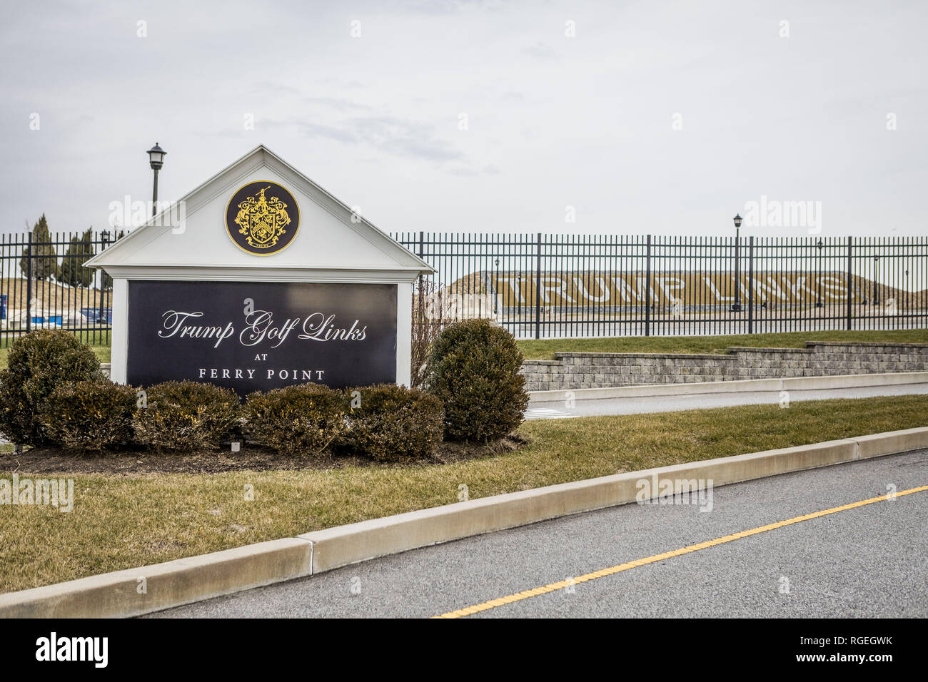 Bronx, New York, USA. 27th Jan, 2019. The Trump Golf Links at Ferry ...