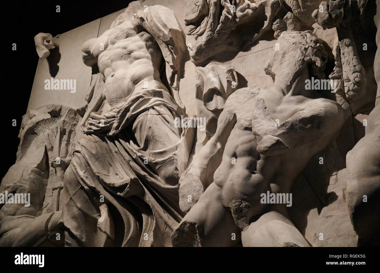 Berlin, Germany. 29th Jan, 2019. The Zeus group of the large frieze in ...