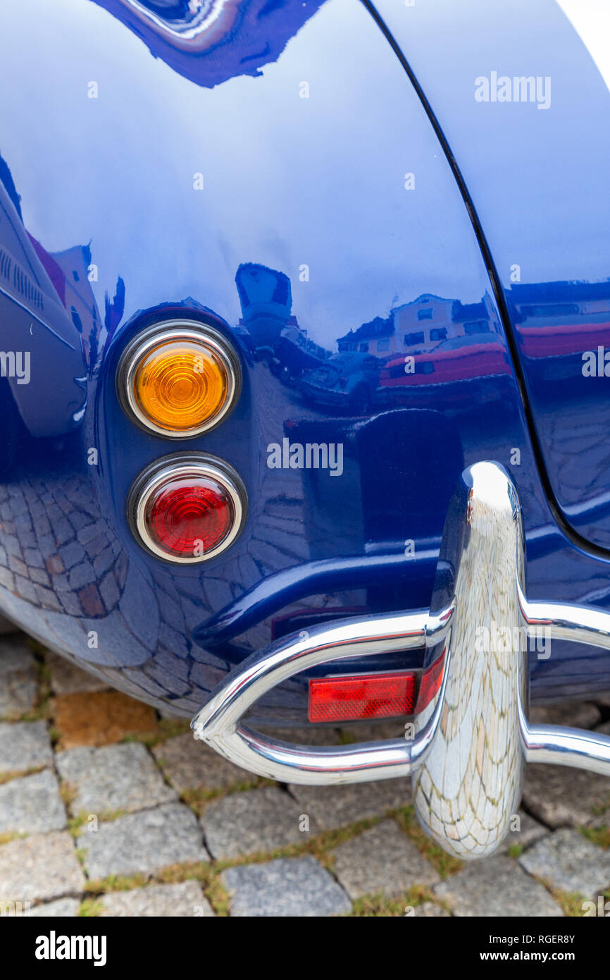 American classic car rear light hi-res stock photography and images - Alamy