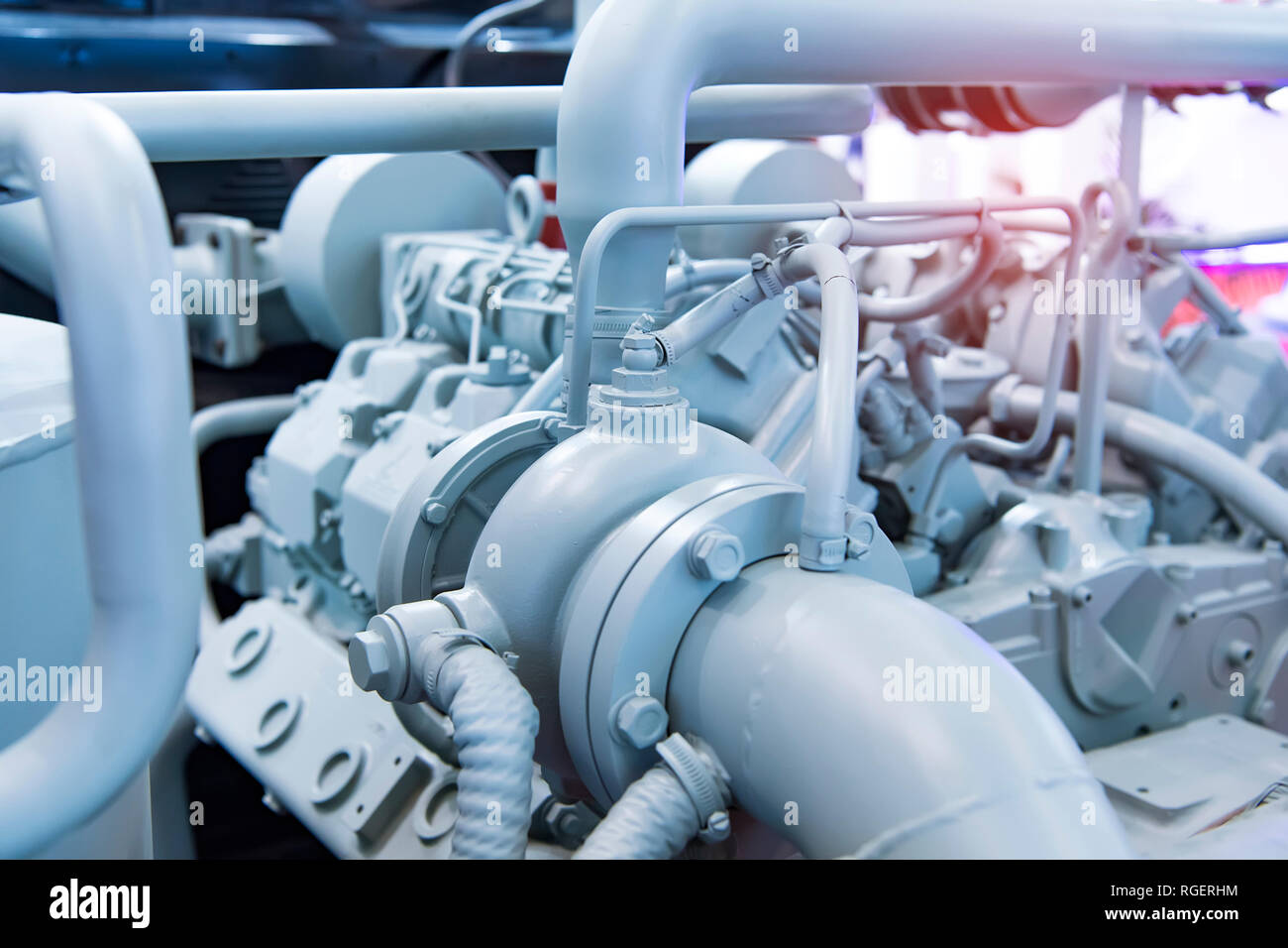 Cylinder block hi-res stock photography and images - Alamy