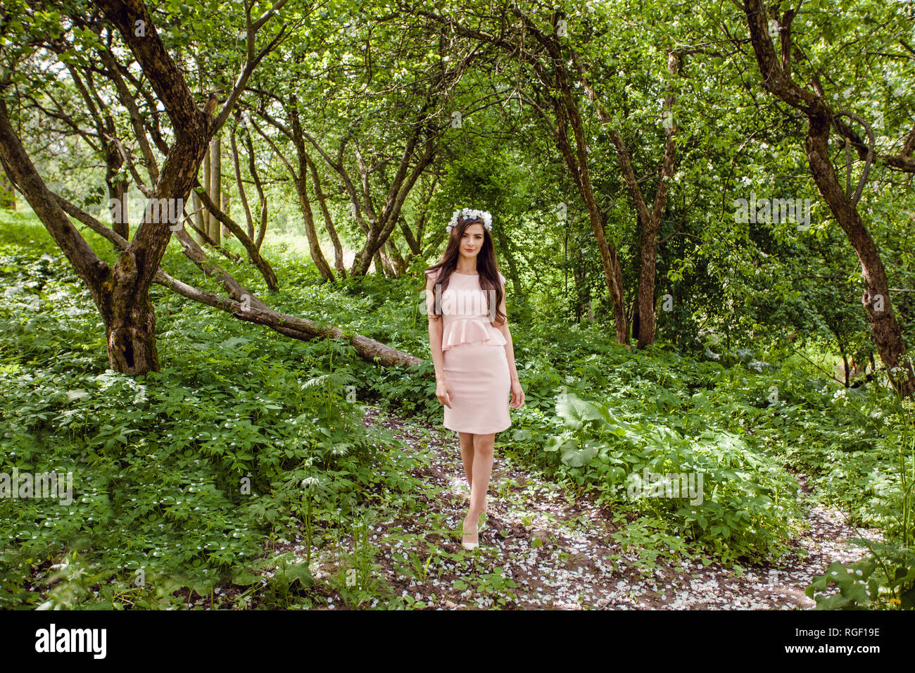 Walking in flowers hi-res stock photography and images - Alamy