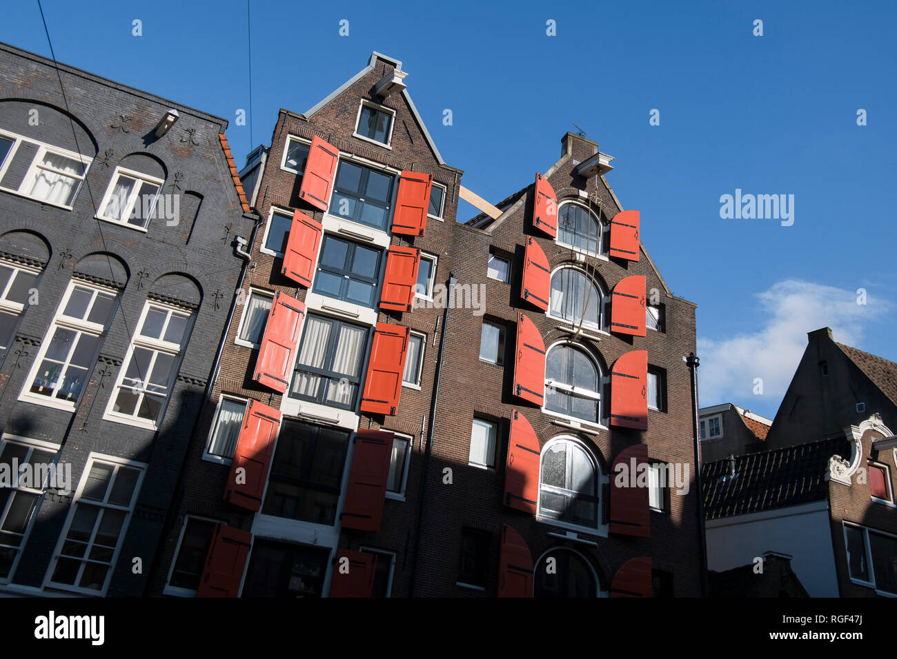 Dutch house red brick hi-res stock photography and images - Alamy