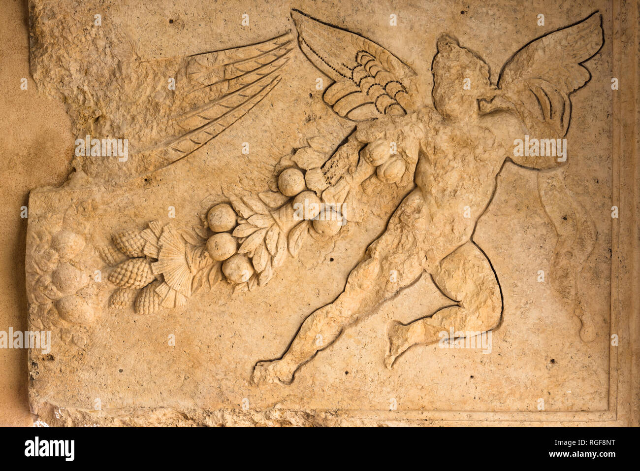 Roman herald hi-res stock photography and images - Alamy