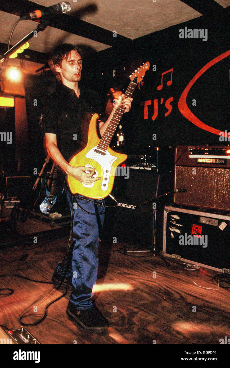 Muse live 1999 hi-res stock photography and images - Alamy