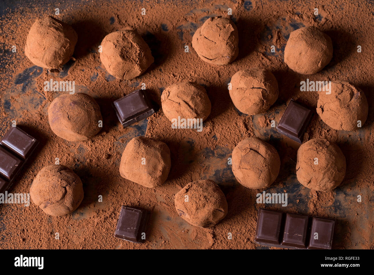 Ball chocolate homemade dessert hi-res stock photography and images - Alamy