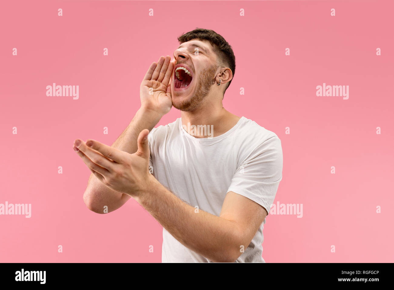 Do not miss. Young casual man shouting. Shout. Crying emotional man ...
