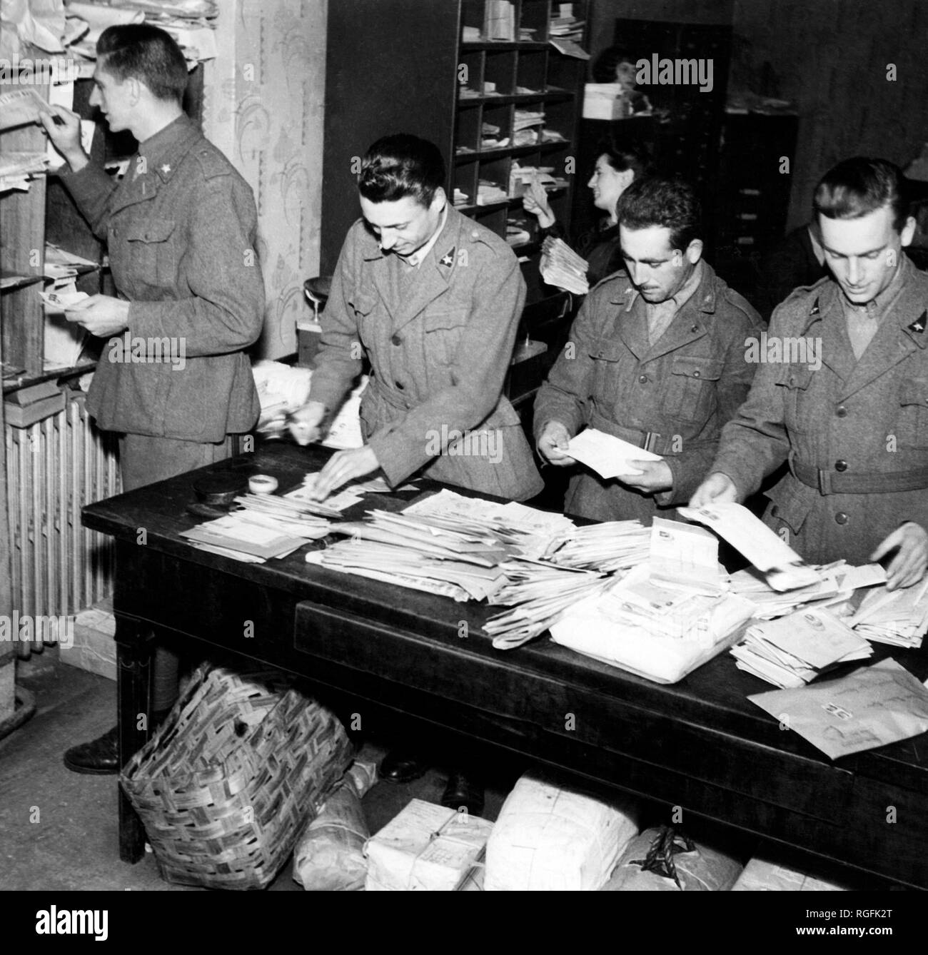 second world war, soldiers sorting the military mails, 1943 Stock Photo ...