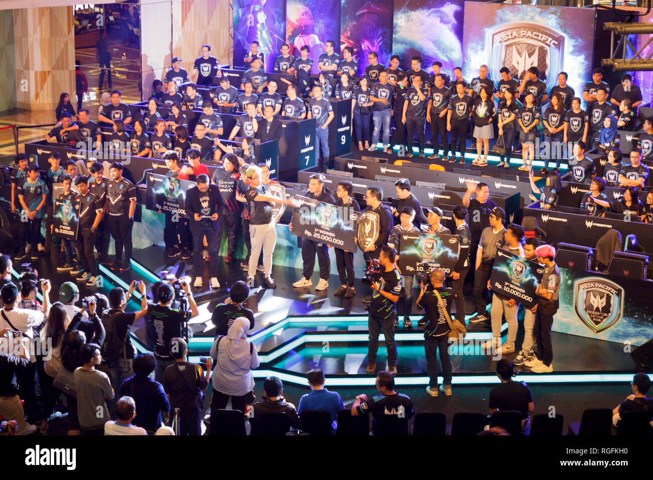 5.8 Winner of Online Game Competition Stock Photo - Alamy