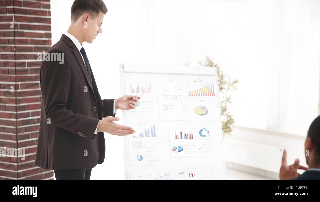 speaker making a report to the business presentation Stock Photo - Alamy