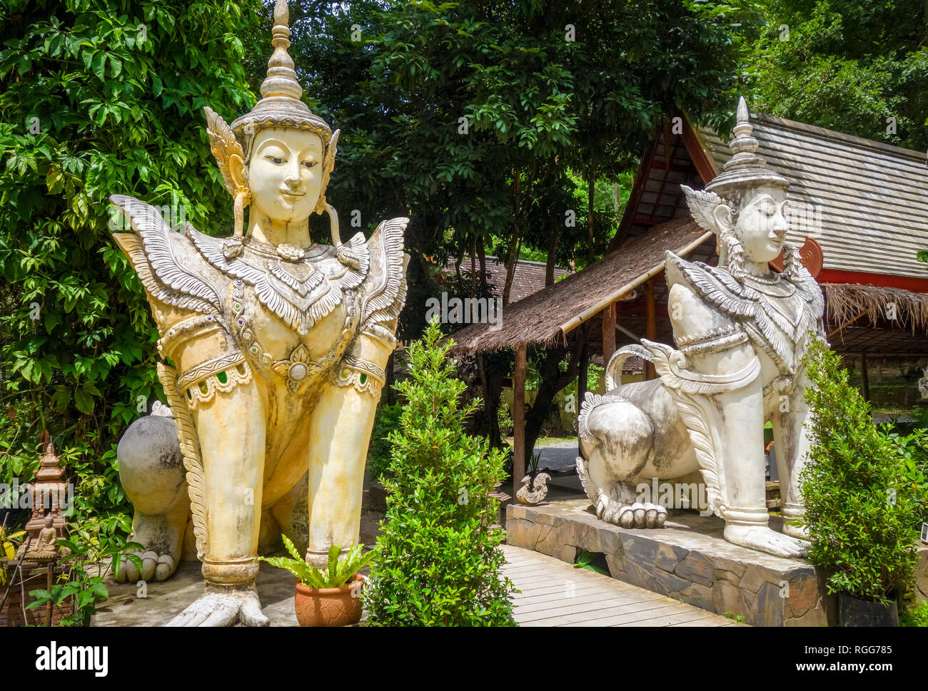 Wat palad temple hi-res stock photography and images - Alamy