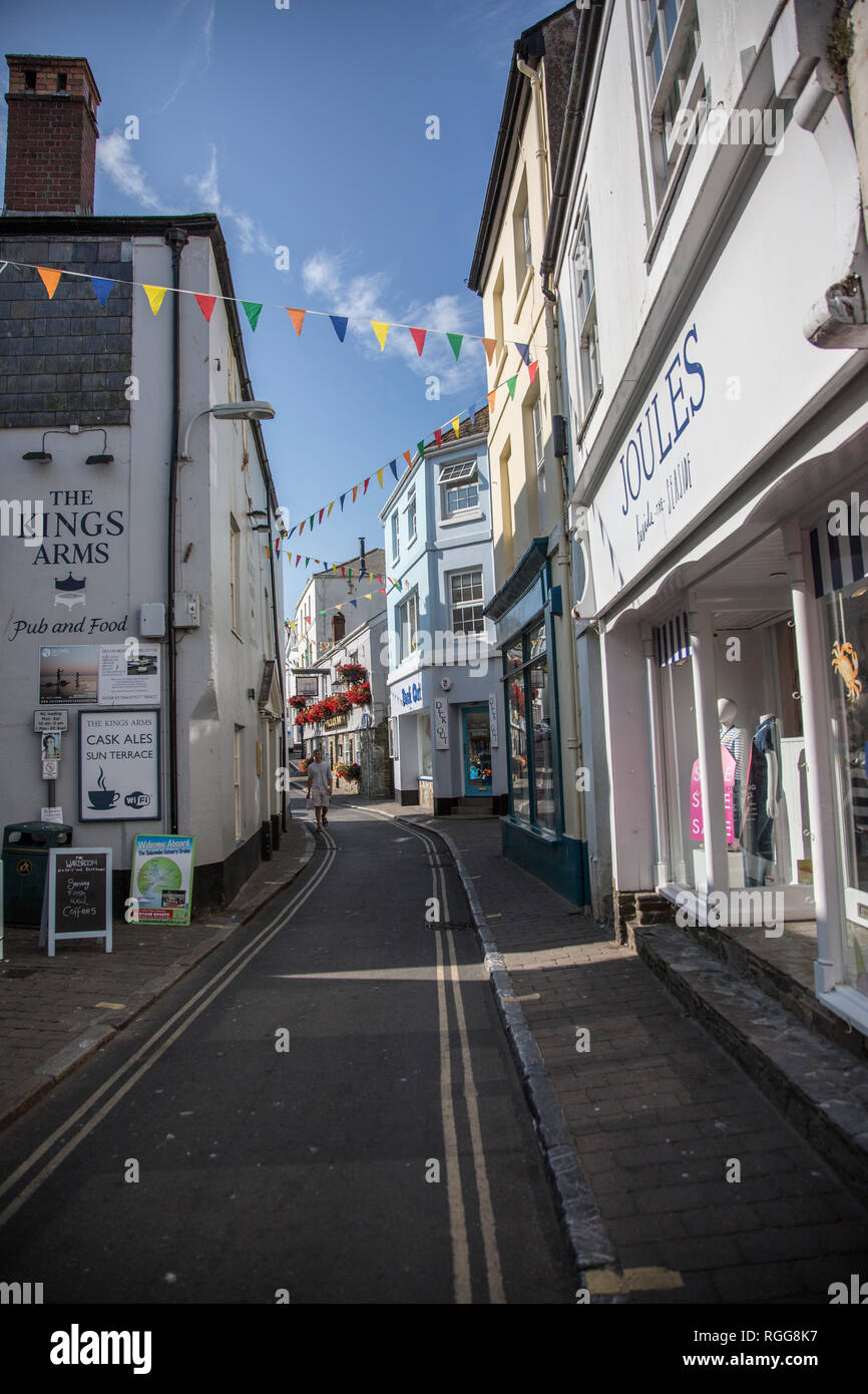 Shops town salcombe hi-res stock photography and images - Alamy