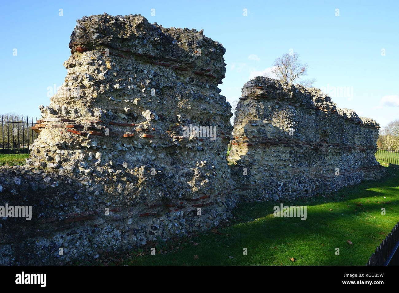 St albans city walls hi-res stock photography and images - Alamy