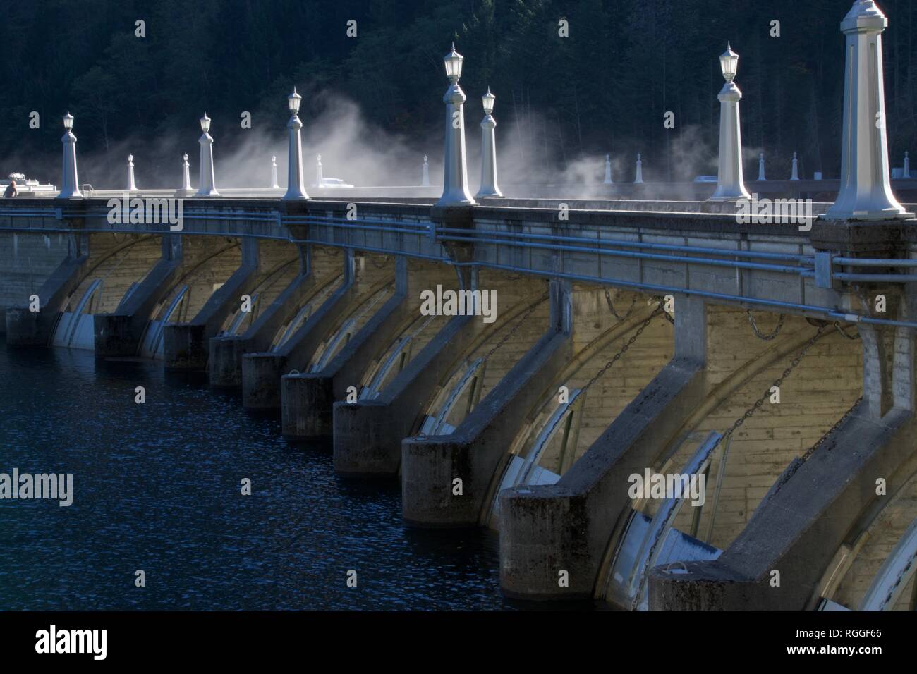 Diablo Lake Dam Stock Photo - Alamy