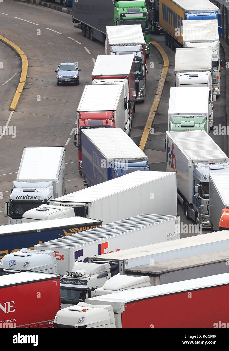 Lorries arrive at the port of dover in kent hi-res stock photography ...