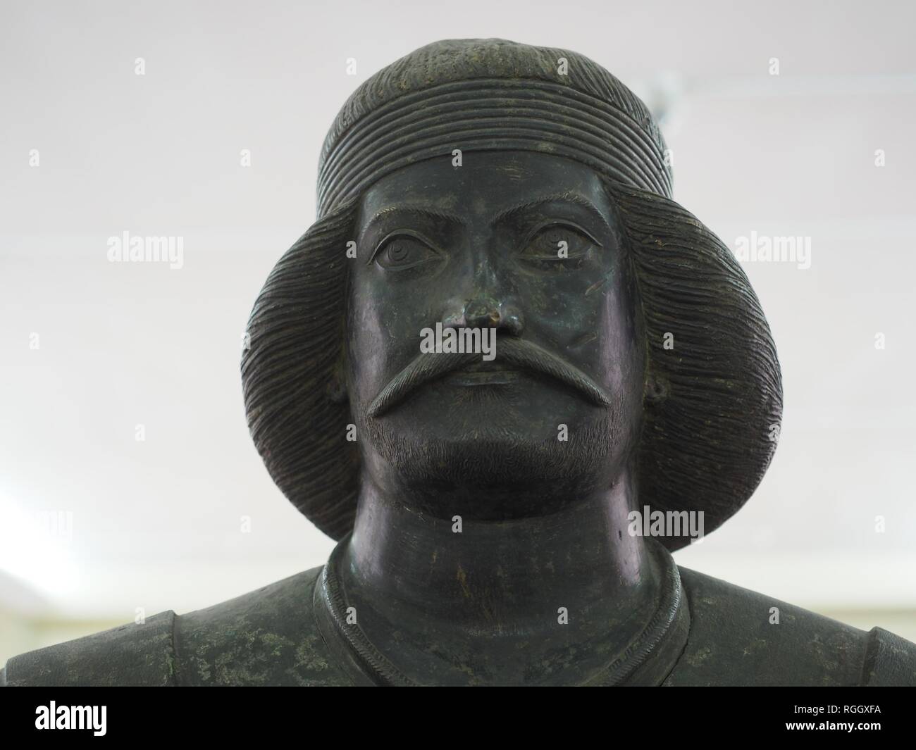 Head of a bronze statue, Parthian nobleman, discovered 1930 by Sir ...