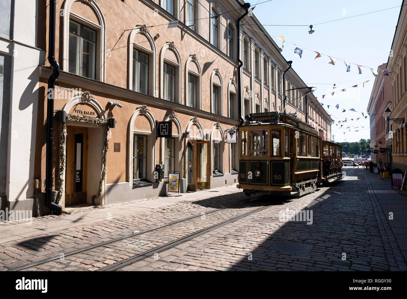 Helsinki houses hi-res stock photography and images - Alamy